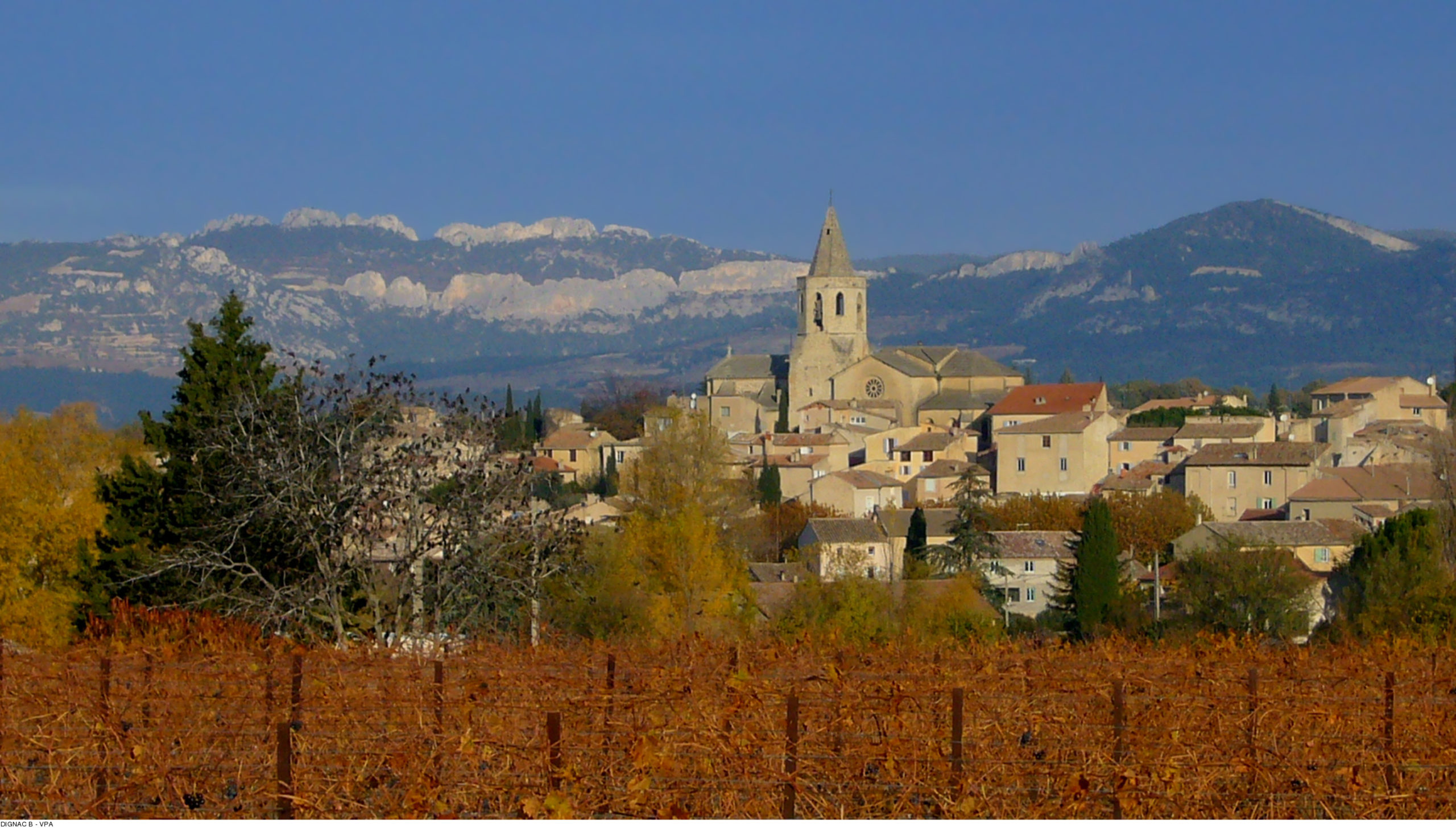 Mazan : rénovation des façades avec Soliha 84 - Politique & Territoire