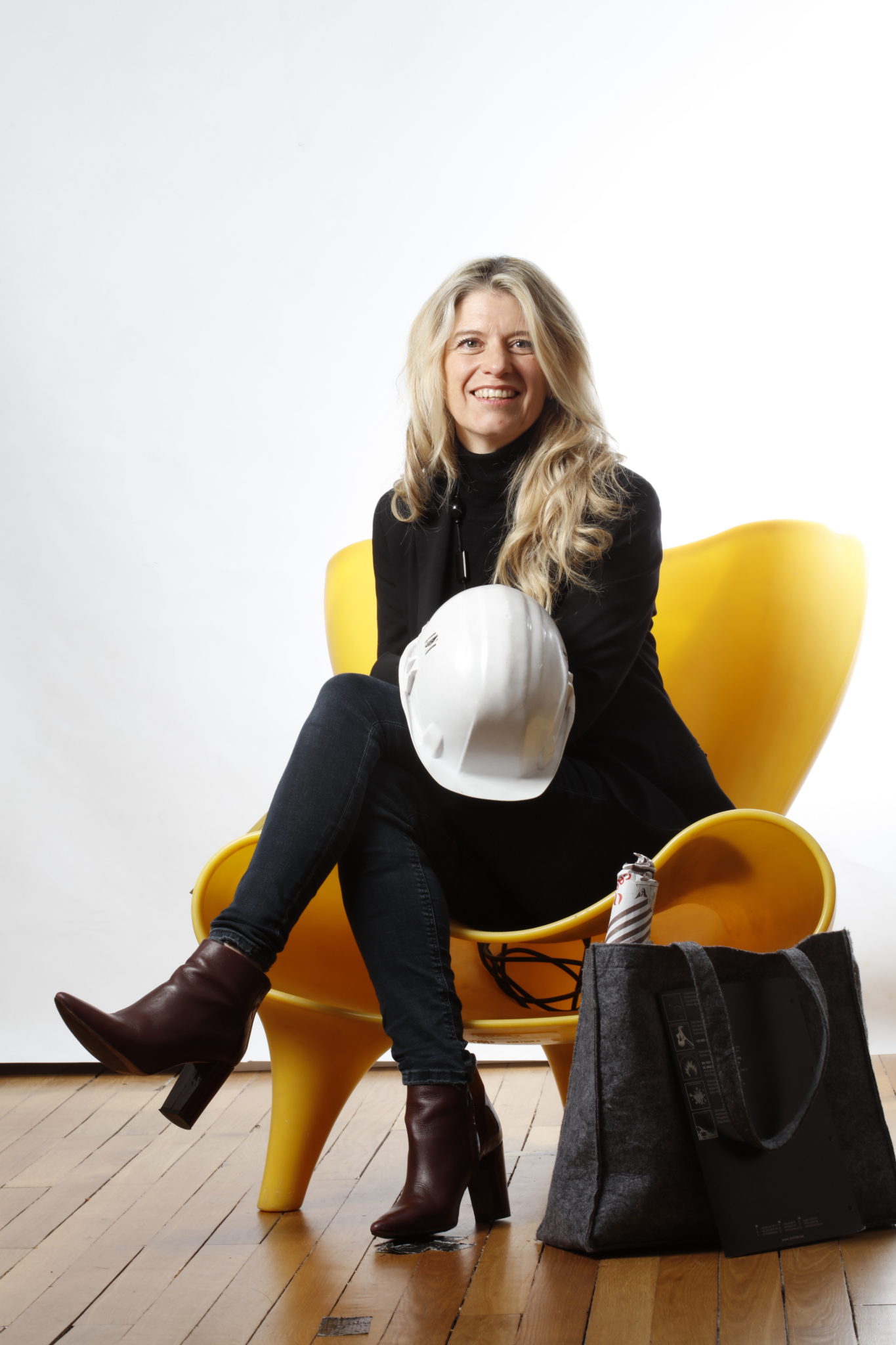 Les Angles, Cécile Bardin : Rénover c’est redonner de la magie au bâti ...