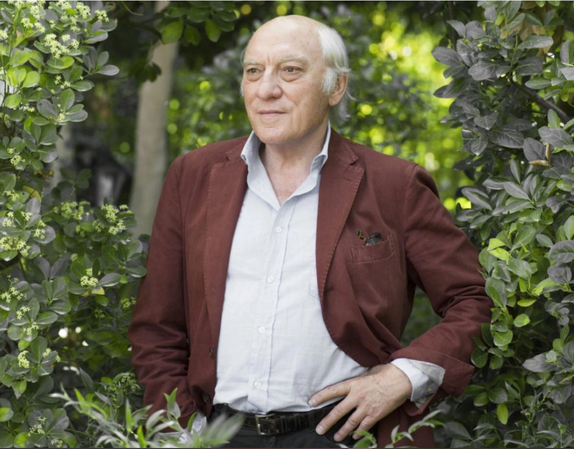 Arles, dispersion de la collection Emile Garcin, fondateur de la marque ...